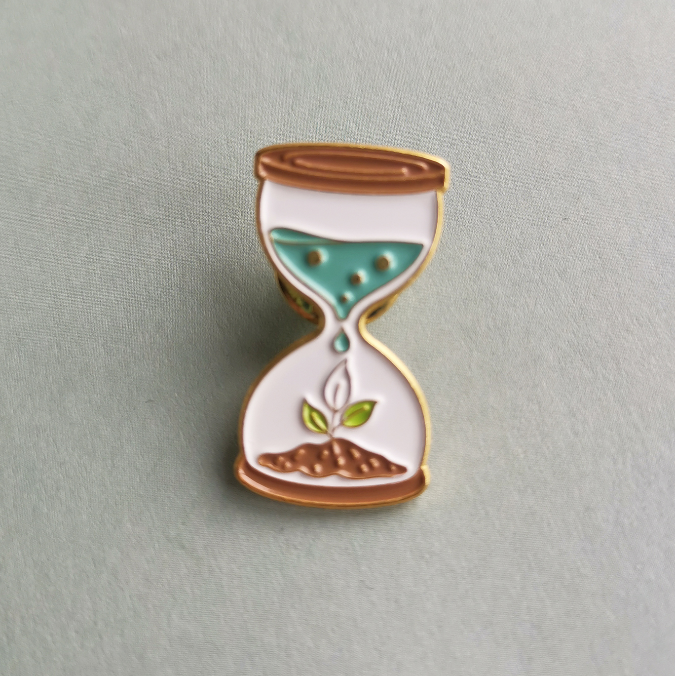 Hourglass Pin The